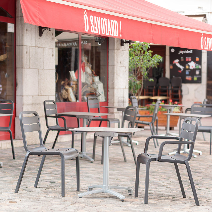 Grosfillex's Catalogs